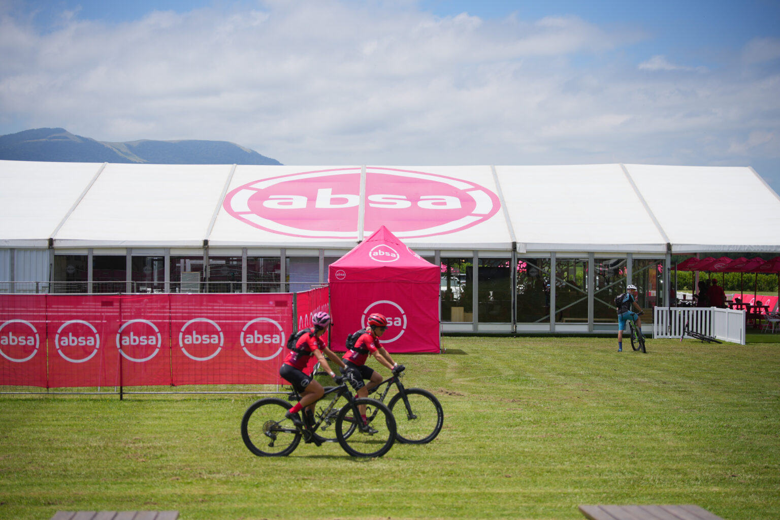 Absa partners with the Karkloof Country Club in a new three-year ...